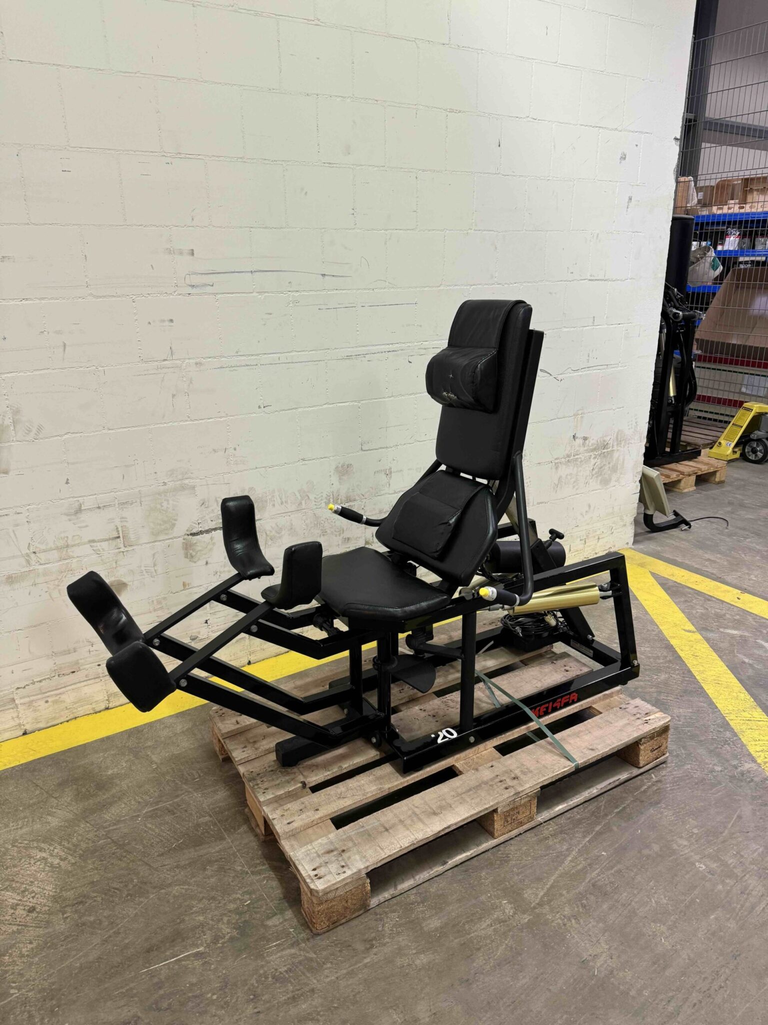 KEISER Machine à abduction (noir) | Occasion acheter à bas prix en ligne