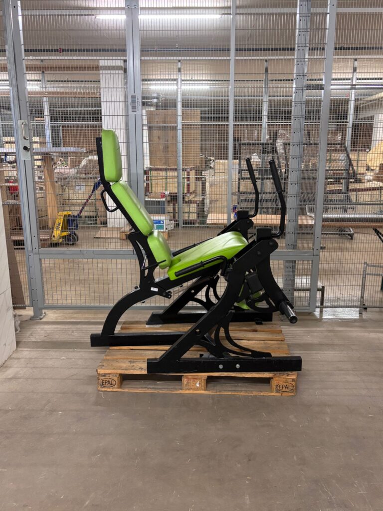 Vasil Gym Plate Loaded Leg Extension | Used Leg Extension Machine ...